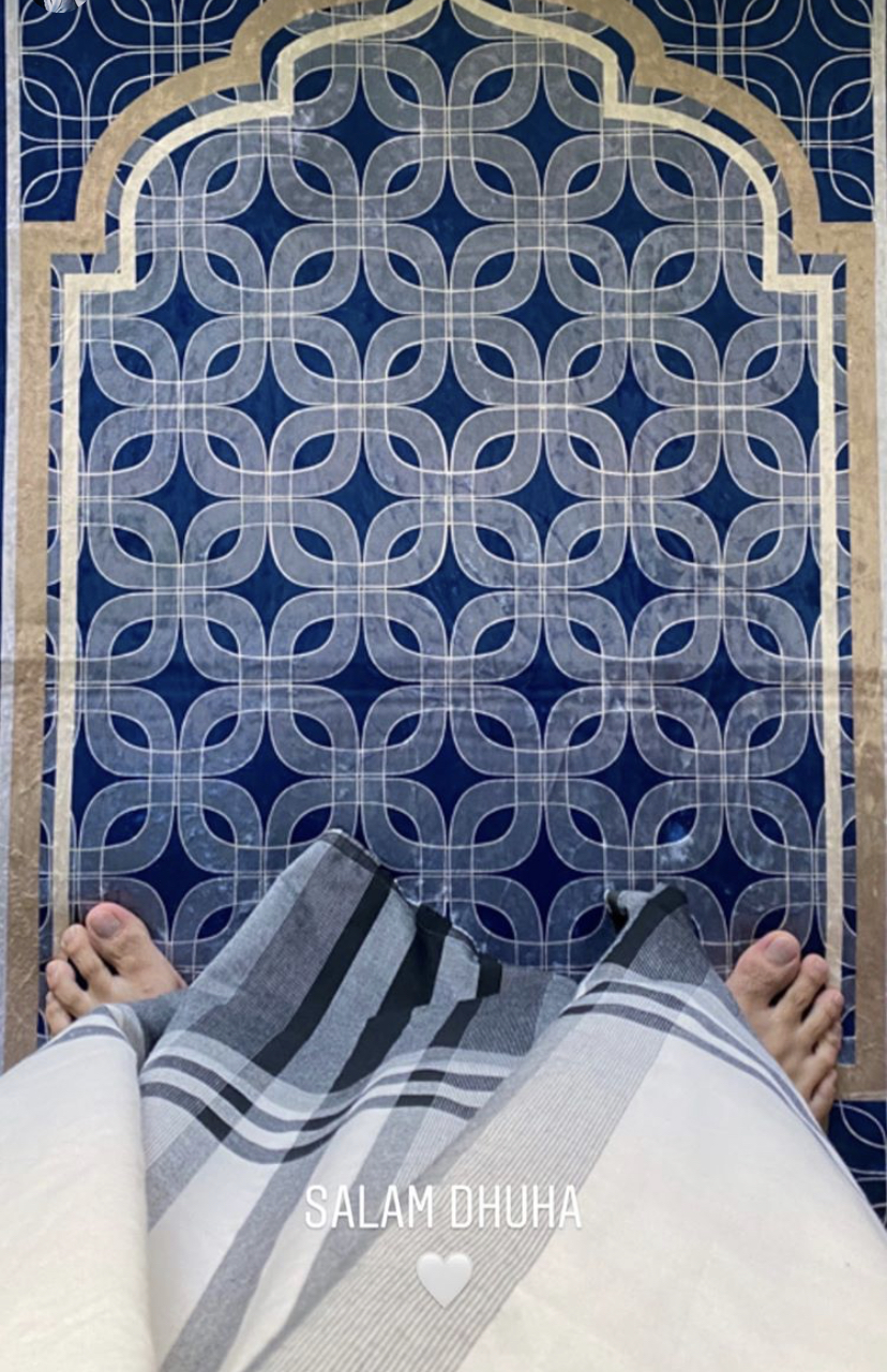 "Tambah Banyak Rezeki Dan Pahala You. Ameen," - Jovian Mandagie Kongsi ...