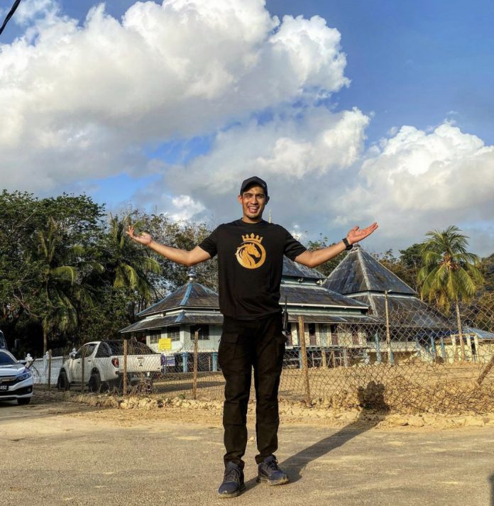 “Kita Dah Belajar, Dah Usaha, Dah Buat Macam-Macam...,” - Sujud Syukur ... “Kita Dah Belajar, Dah Usaha, Dah Buat Macam-Macam...,” - Sujud Syukur ...