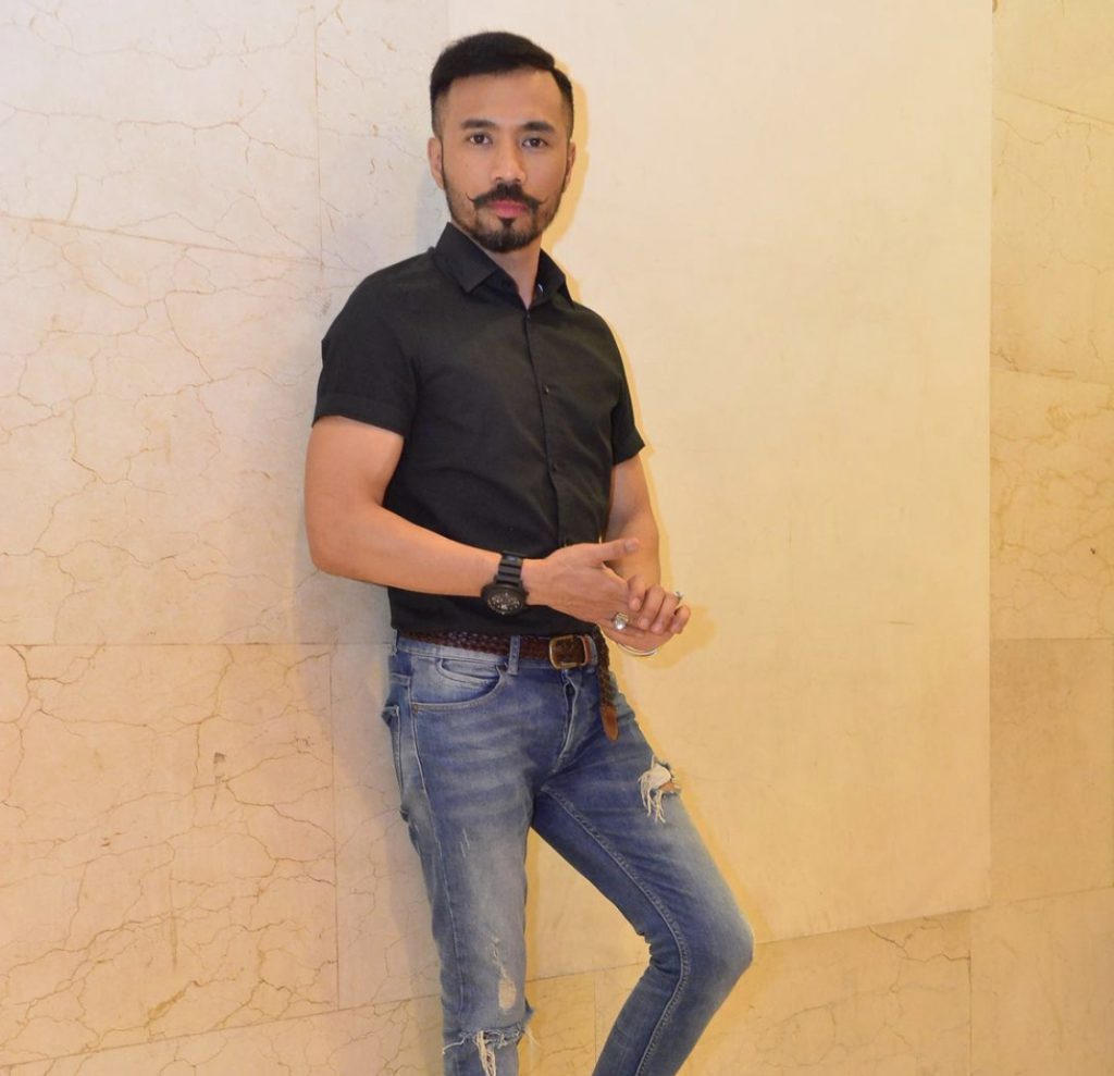 "Main Suka-Suka Letak Gambar Aku, Letak Muka Bapak Kau Sana," - Jijik ...