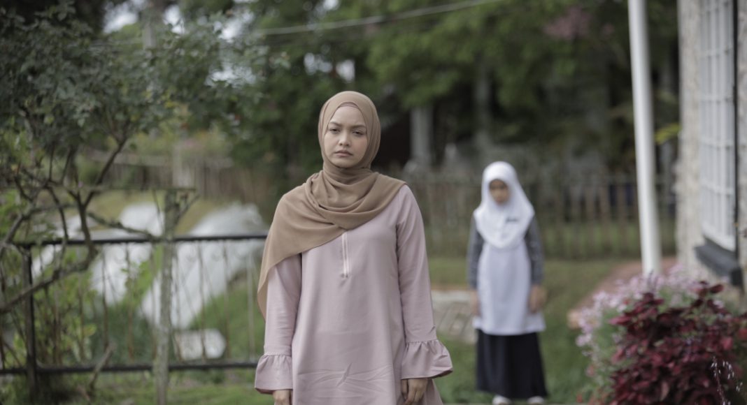 10 Fakta Tentang Mariam Abdul Aziz, Bonda Kesayangan Pengiran Muda ...